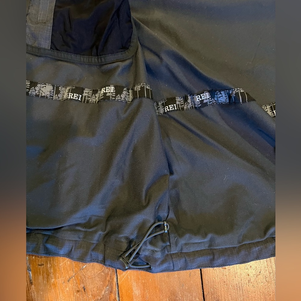 Rei, Grey, All Weather, Front Zip & Velcro, Velcro Sl… - Gem